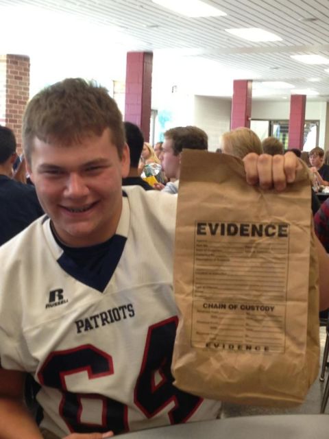 13 Extremely Sad and Hilarious Sack Lunches