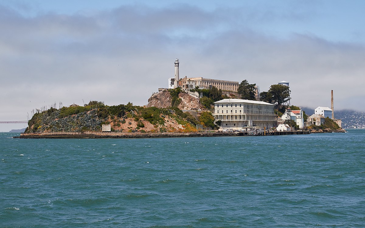 Prisoner Who Escaped Alcatraz Sends Letter To FBI 50 Years Later