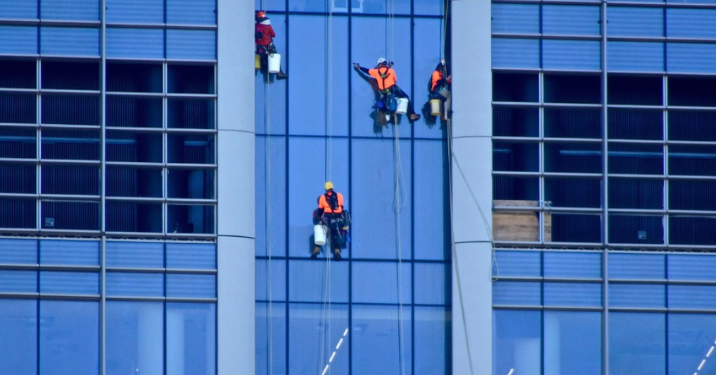 Window Washers Share the Weirdest Things They've Seen Through the Glass ...