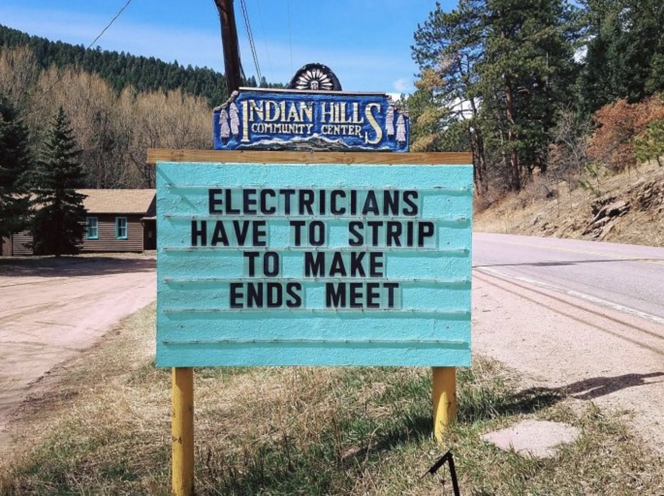 This Genius Will Make You Laugh With His Pun-Tastic Signs