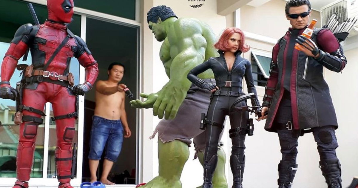 Guy Uses Camera Tricks To Make It Look Like He Hangs Out With Superheroes