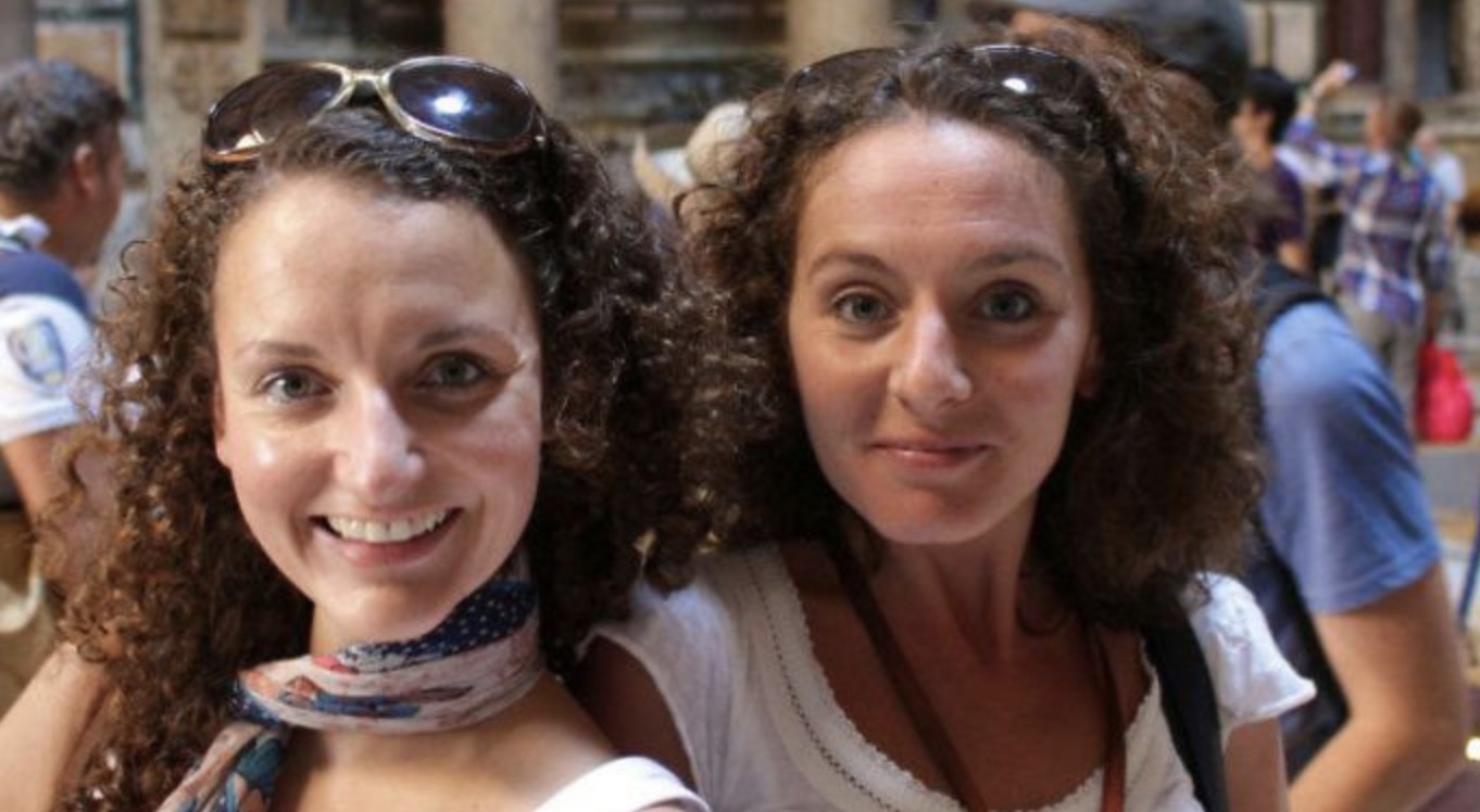 15 People Who Randomly Met Their Doppelgangers
