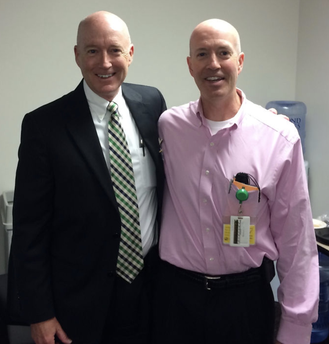 15 People Who Randomly Met Their Doppelgangers