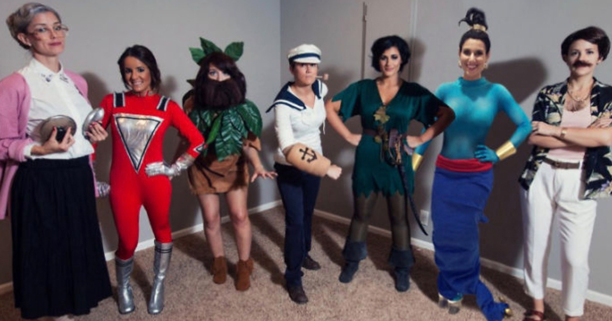 Every Halloween These Friends Do A Group Costume Based On A Different ...