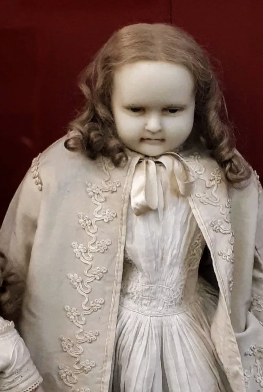 15 Vintage Dolls That Will Keep You Up At Night