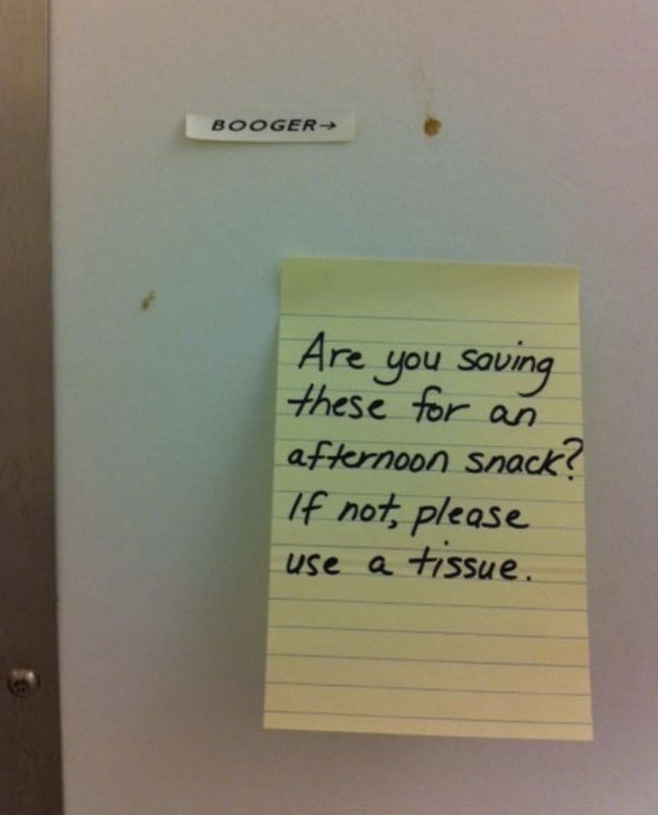 15 Bathroom Notes That Are Way Too Funny