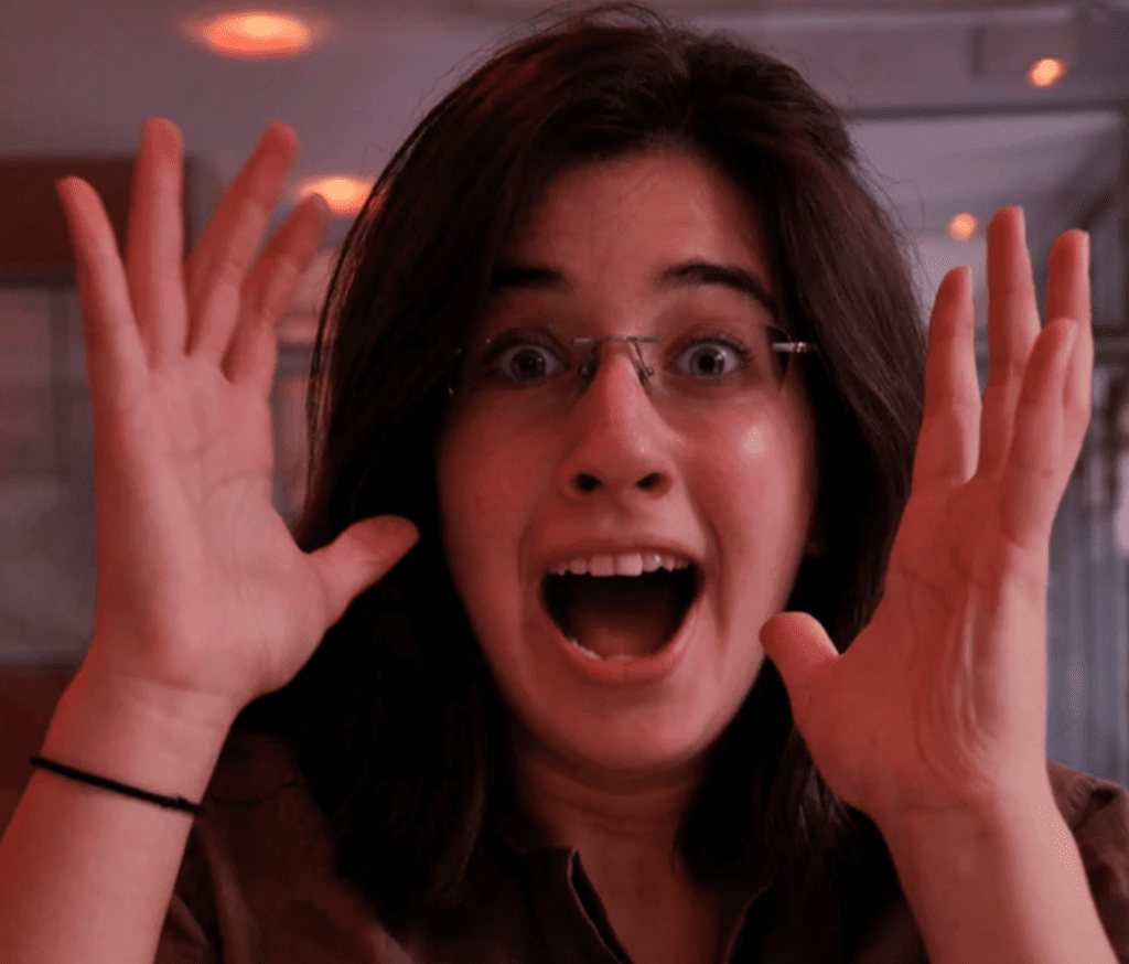 12 People Share the Most Dreadfully Ugly and Weird Things They Own